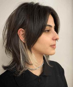 32 Trendy Wolf Cut Short Hairstyles: Unleash Your Bold New Look ...